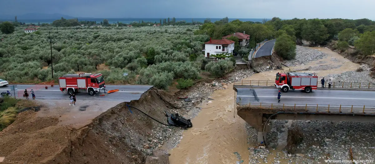 Pueblos inundados en Grecia - Teleamiga